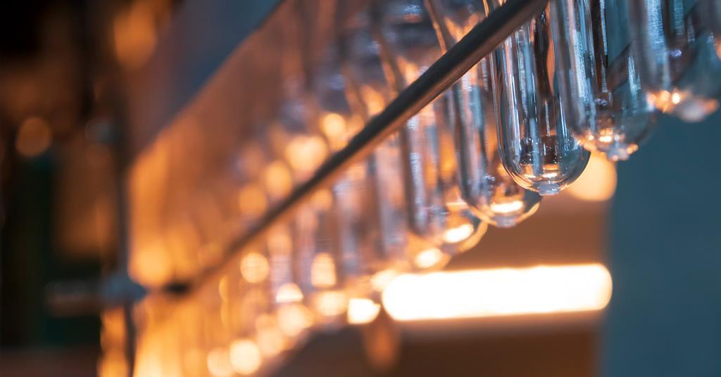 Ceramic nanoparticles help mould glass into any shape | News | RSC ...