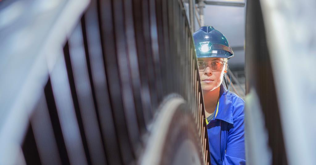 7 ways to fuel curiosity in science careers | Ideas | RSC Education