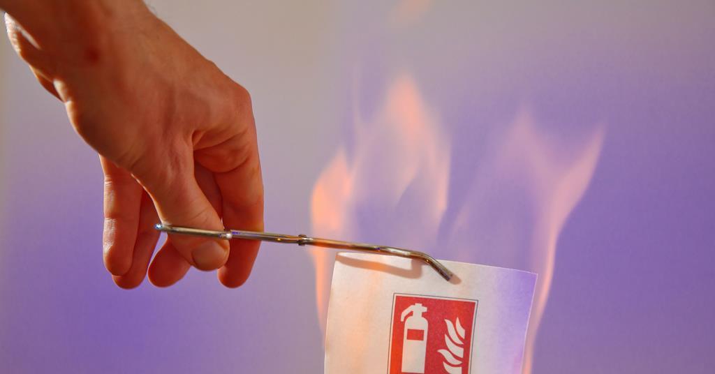Non-burning paper: investigate the fire triangle and conditions for ...