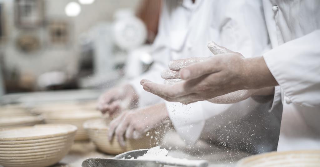 Planning scientific tests to solve a bakery problem | 14-16 years ...