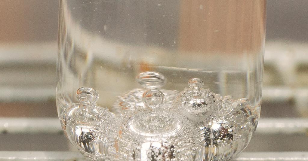 Properties of alloys: finding the NaK | Exhibition chemistry | RSC ...