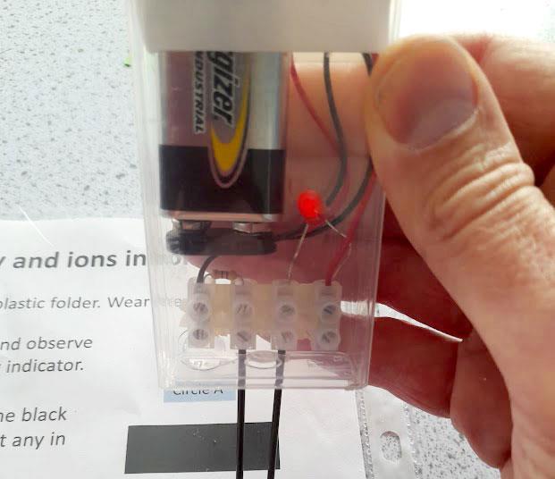 The 6 best practicals for teaching electrochemistry from 11–18 ...