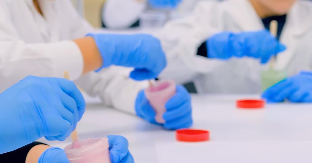 PVA polymer slime | Class experiment | RSC Education