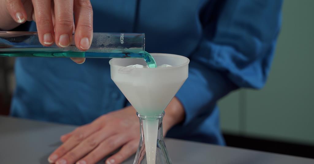 Preparing a salt – practical videos | 14–16 students | Practical video ...