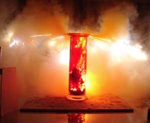 The reaction between aluminium and bromine | Exhibition chemistry | RSC ...