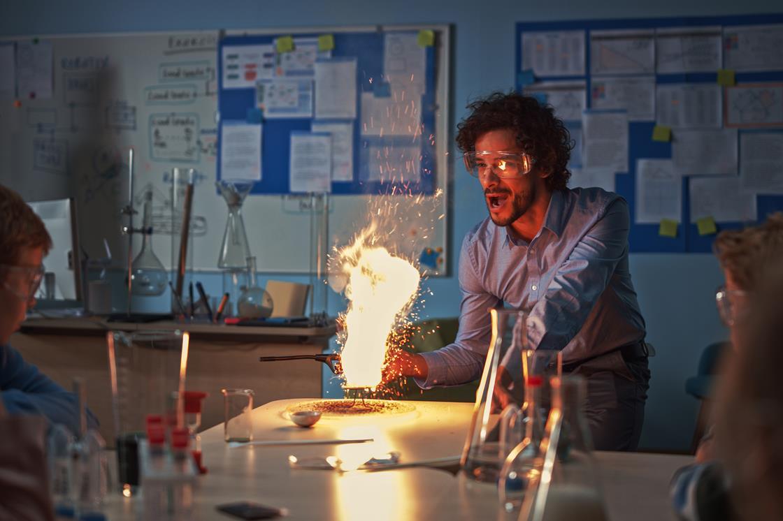 How to succeed as a new science teacher | Ideas | RSC Education