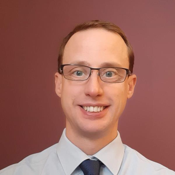 Gareth Bates | Author | RSC Education